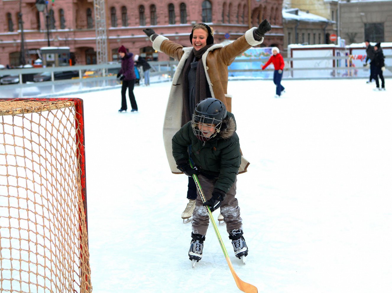 Russisch Roulette (2012) | ČSFD.cz