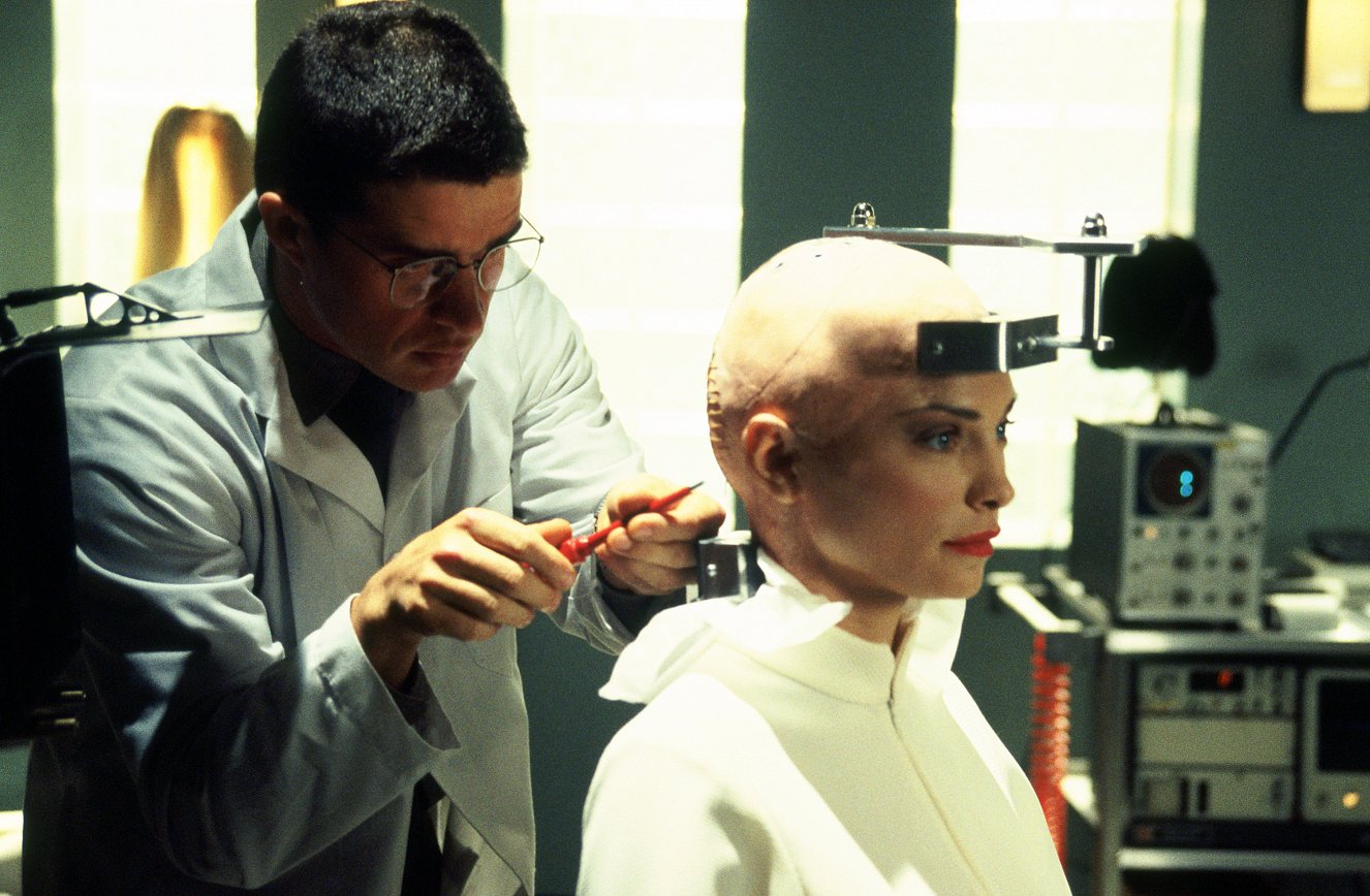 Krajní meze - Valerie 23 (S01E02) (1995) | ČSFD.cz