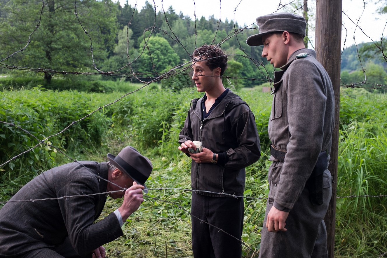 Tannbach - vesnice na dělící čáře (2015) | ČSFD.cz