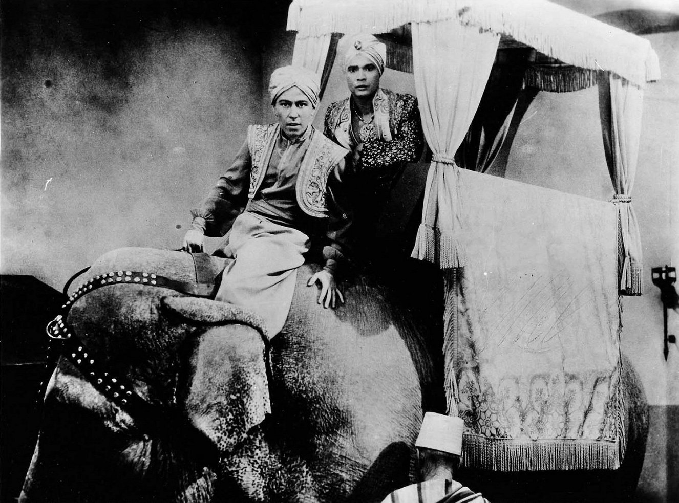 Sabu and the Magic Ring (1957) | ČSFD.cz