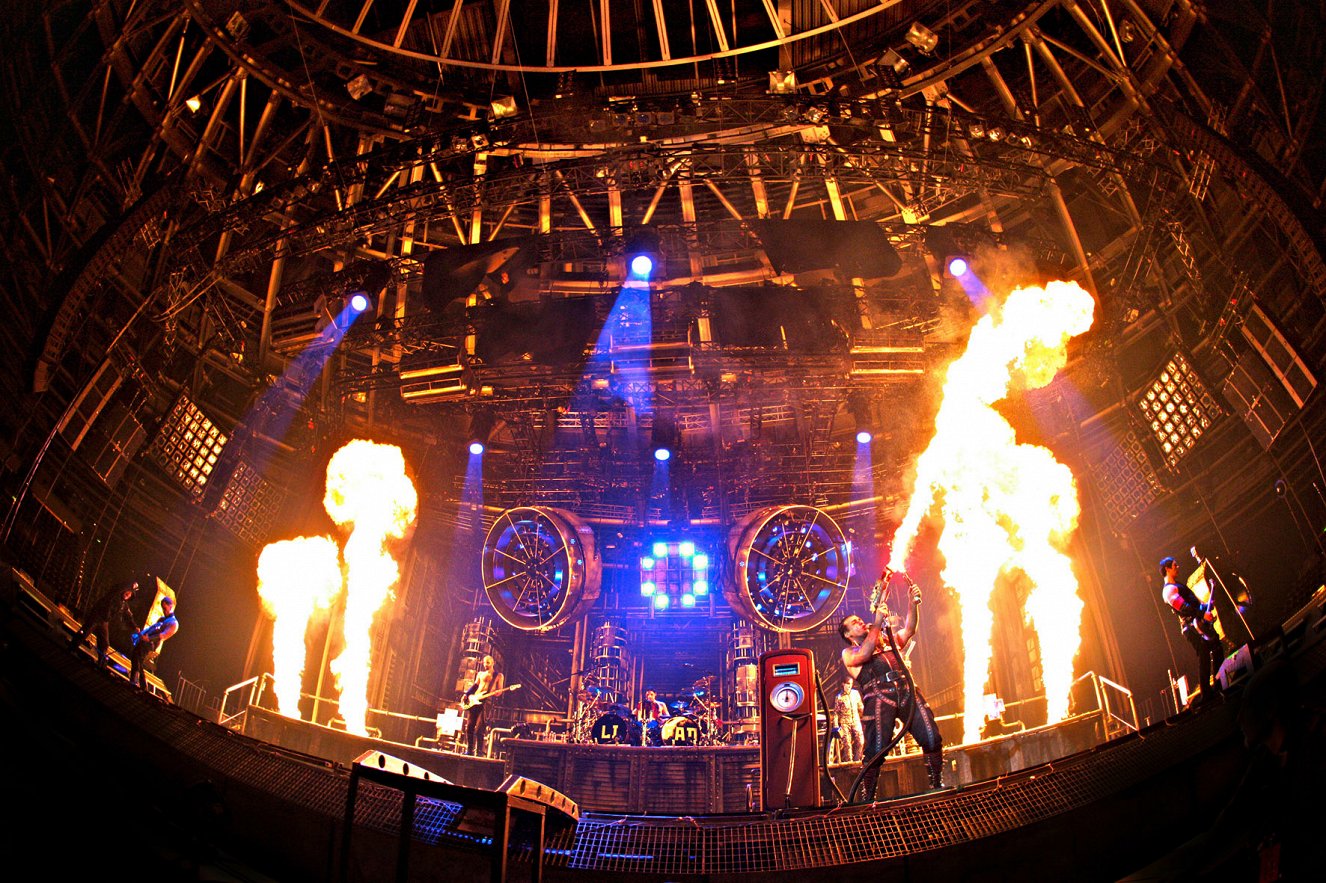 Rammstein in Amerika (2015) | Galerie - Z filmu | ČSFD.cz