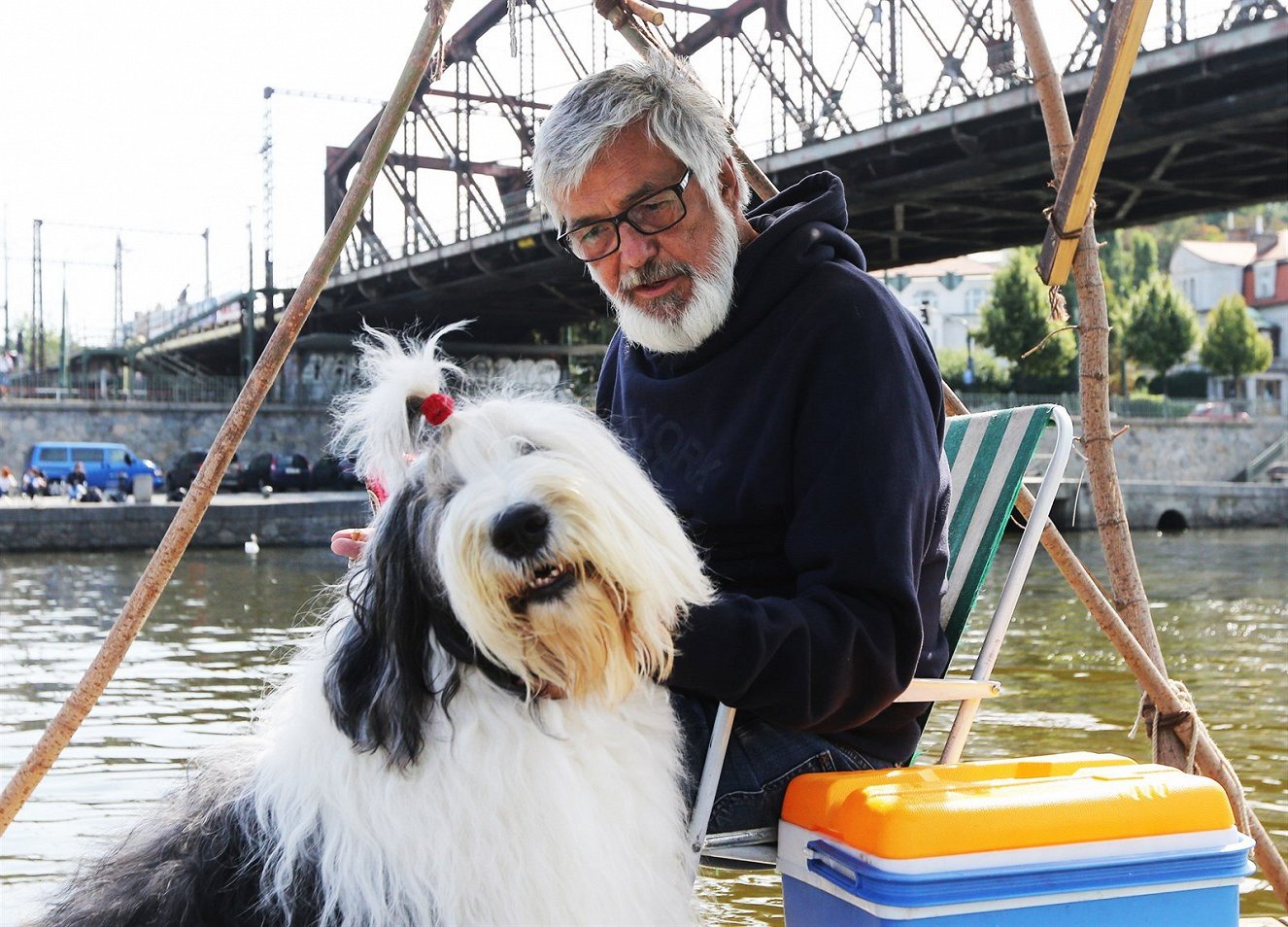 Teorie tygra (2016) | ČSFD.cz