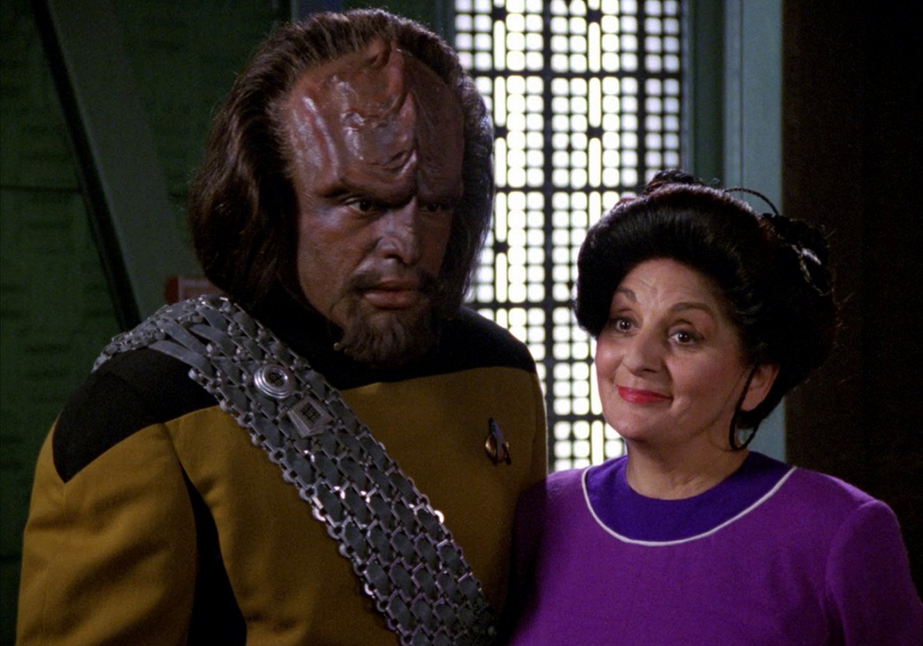 Star Trek: Az új nemzedék - Család (S04E02) (1990) | ČSFD.sk