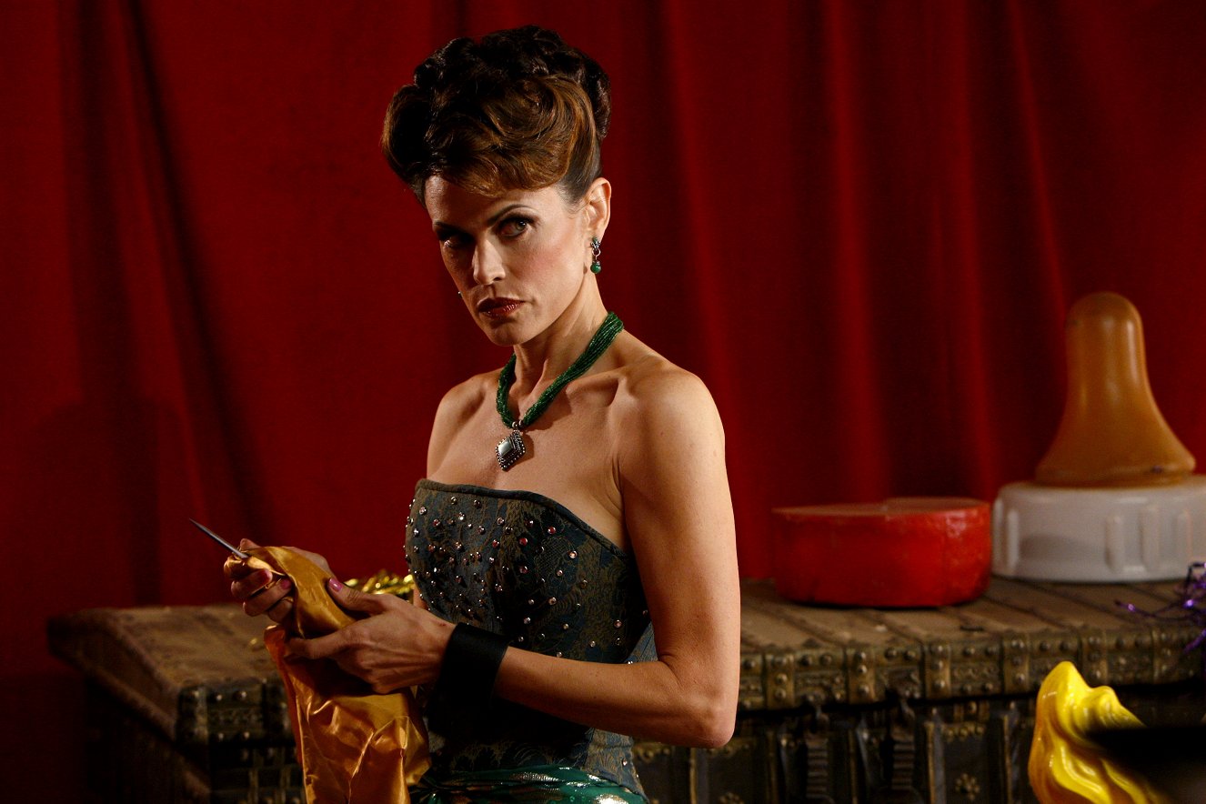 Odložené případy - Proměna (S07E14) (2010) | ČSFD.sk