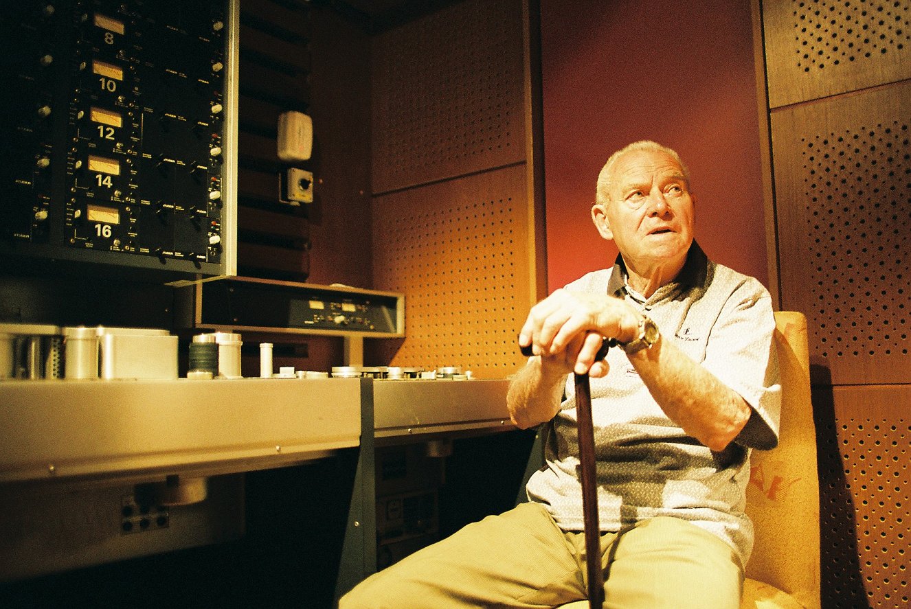 Hříšný člověk Jiří Sequens (2006) | ČSFD.cz