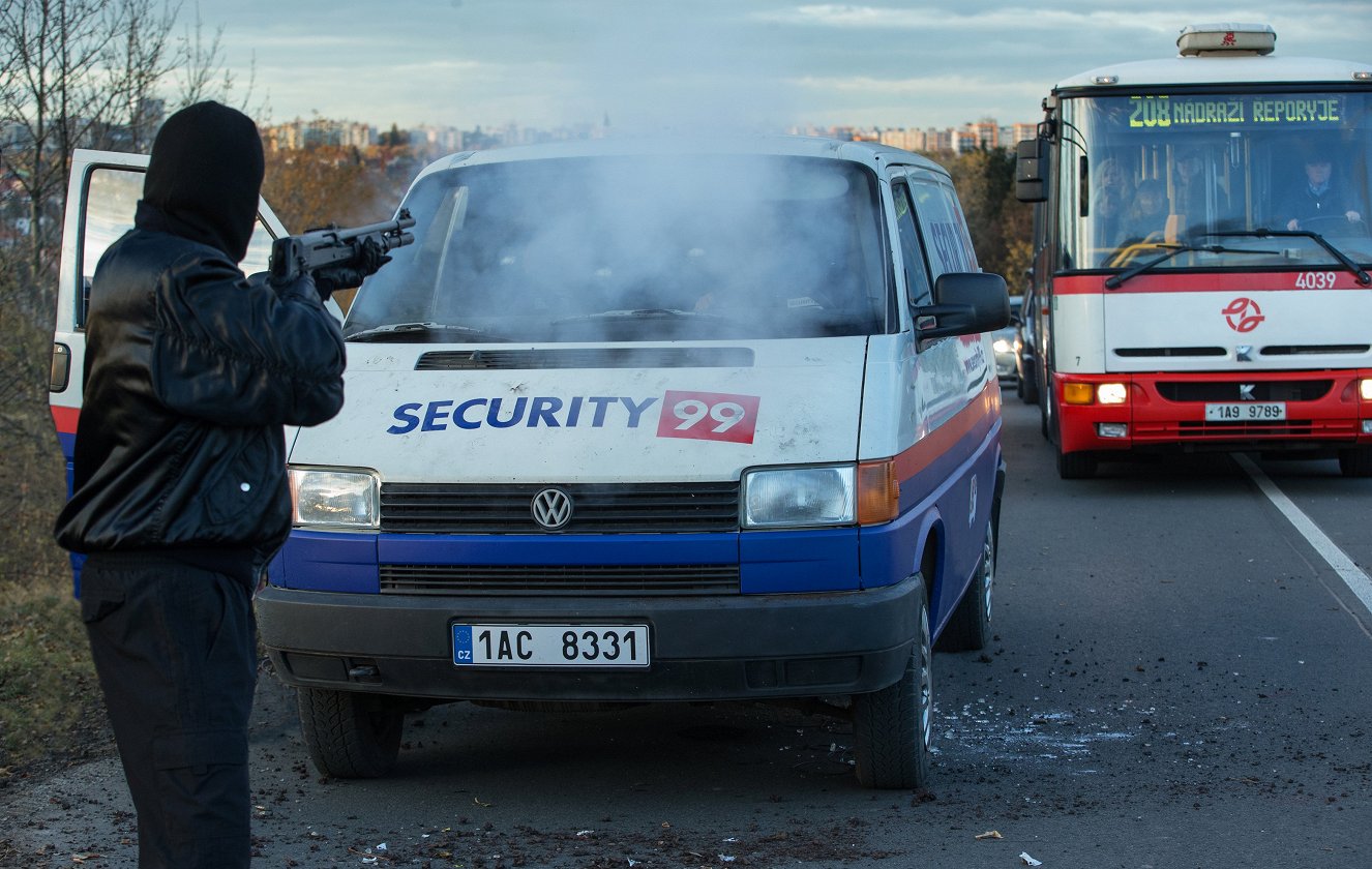 Život a doba soudce A. K. - Palebná síla (S02E07) (2017) | Zaujímavosti ...