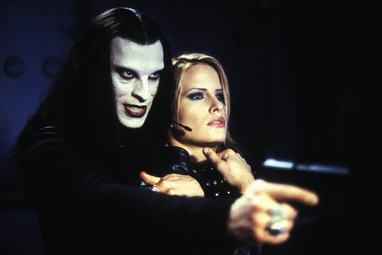 Turbulence 3: Heavy Metal (2001) | ČSFD.cz