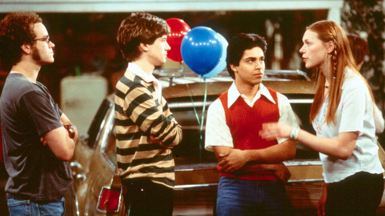 Zlatá sedmdesátá - Pinciotti versus Forman (S04E03) (2001) | ČSFD.cz