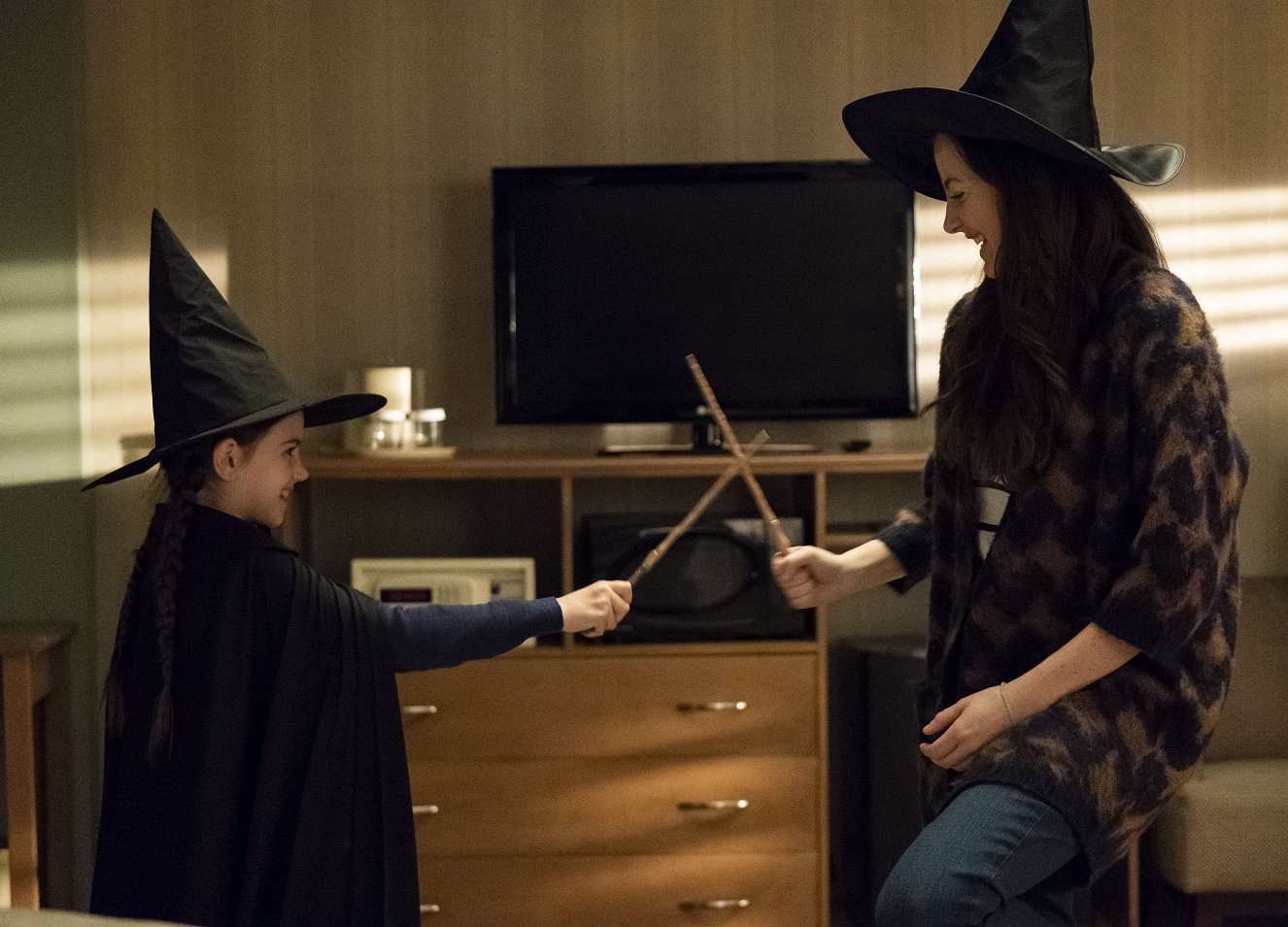 Room 104 - The Return (S02E09) (2018) | ČSFD.cz