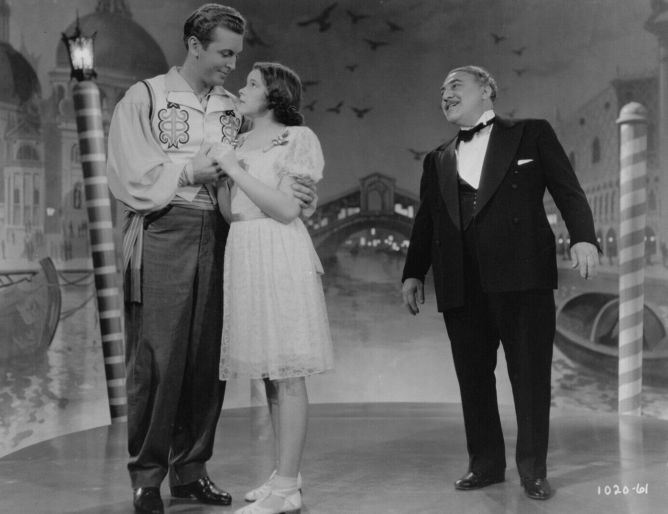 Everybody Sing (1938) | Galerie - Z filmu | ČSFD.cz