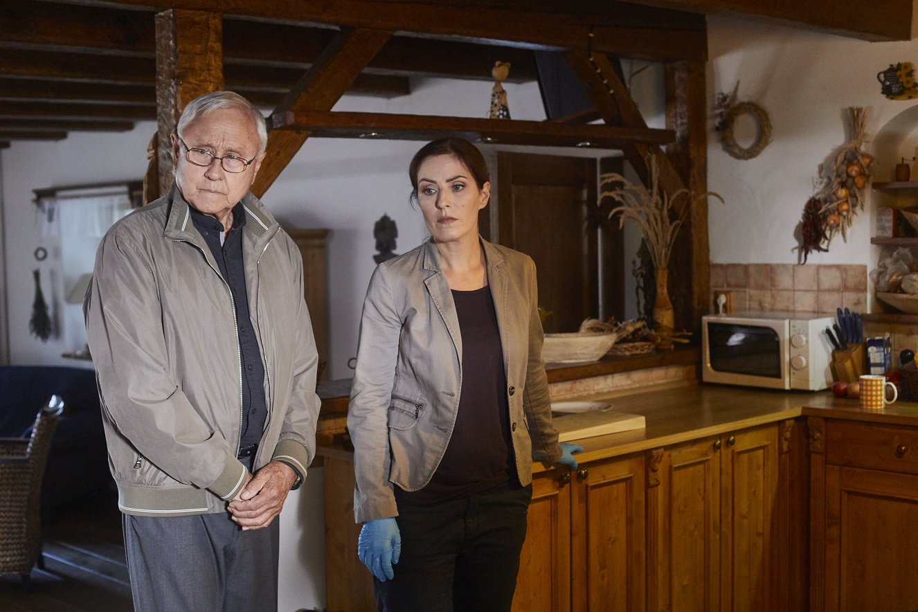 Policie Modrava - Muž v pozadí (S03E02) (2019) | Galerie - Z epizody ...