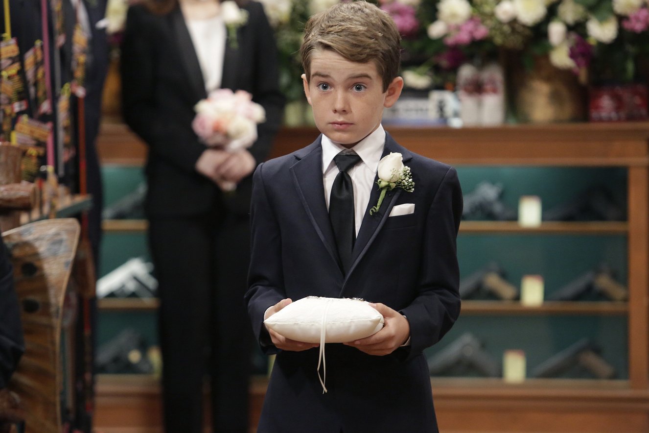 Last Man Standing - Bridezilla vs. The Baxters (S06E07) (2016) | ČSFD.cz