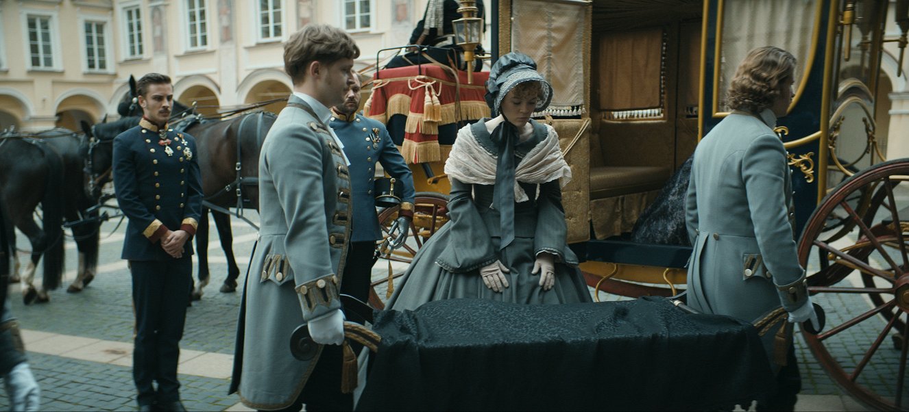 Sisi - Episode 6 (S01E06) (2021) | Galerie - Z epizody | ČSFD.cz