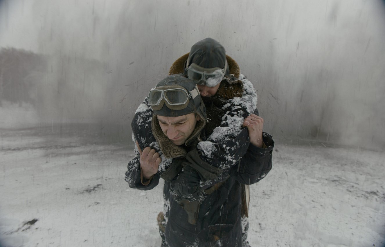 Pilot: boj o přežití (2021) | ČSFD.cz