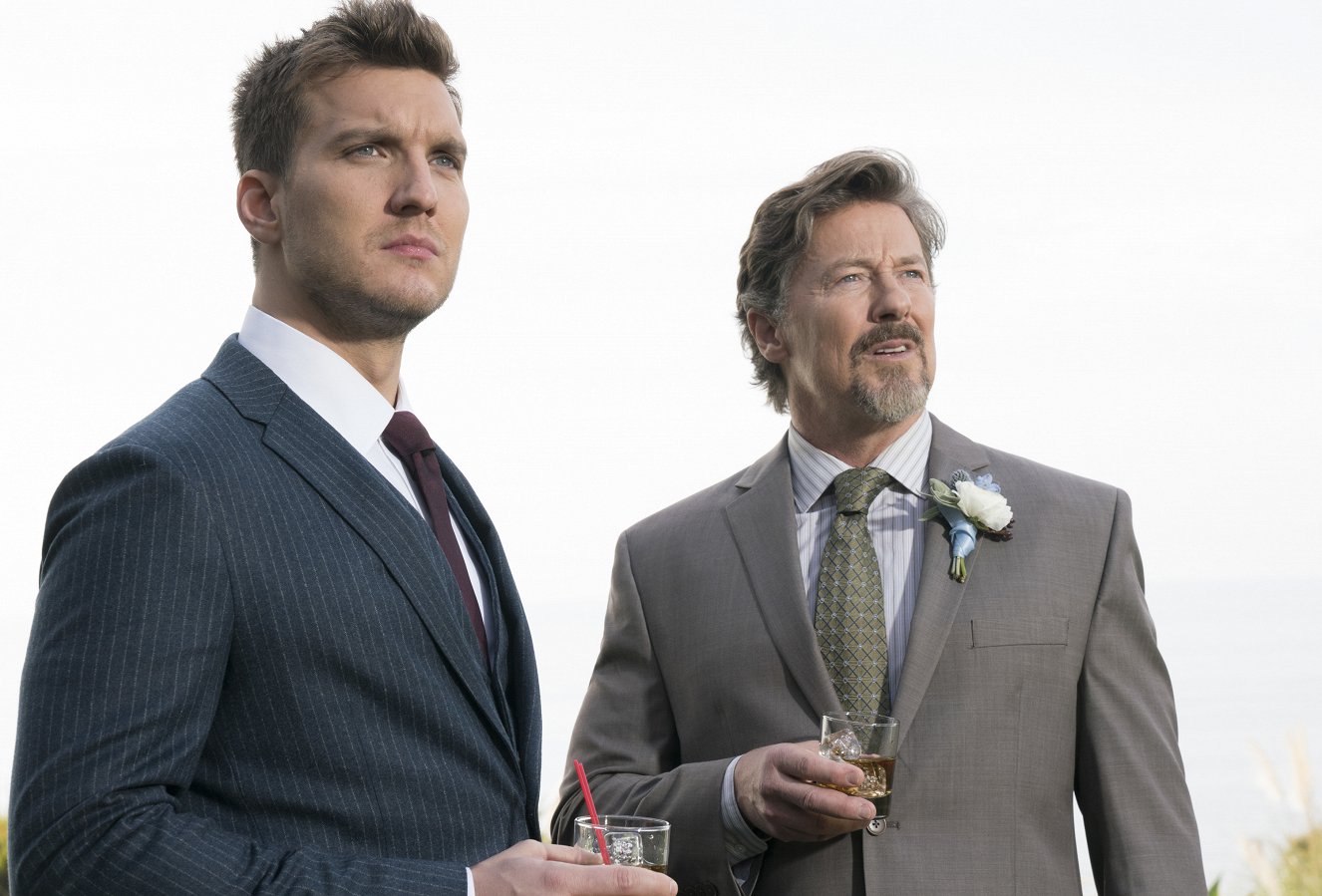 Crazy Ex-Girlfriend - Czy Josh jest gotowy na poważną decyzję? (S02E13 ...