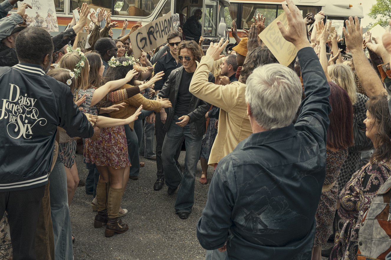 Daisy Jones & the Six - Track 8: Looks Like We Made It (E08) (2023 ...