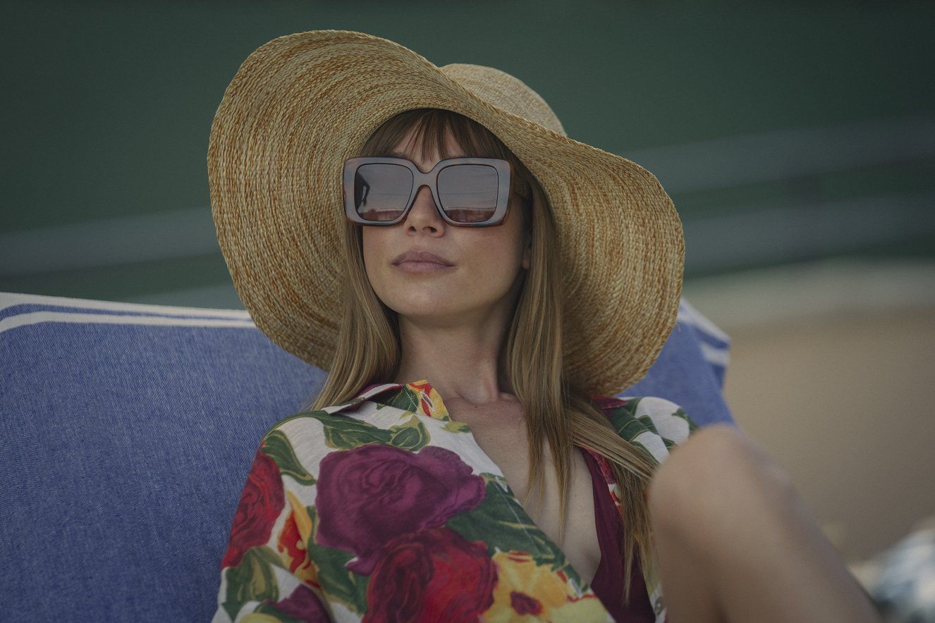 Kim jest Erin Carter? - Episode 3 (E03) (2023) | ČSFD.cz