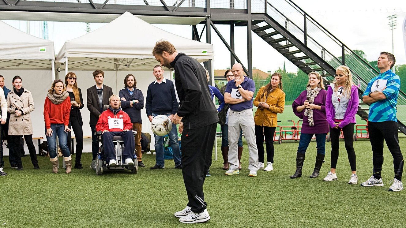 Helt perfekt - Golden Goal Games (S04E05) (2014) | Tvůrci | ČSFD.cz