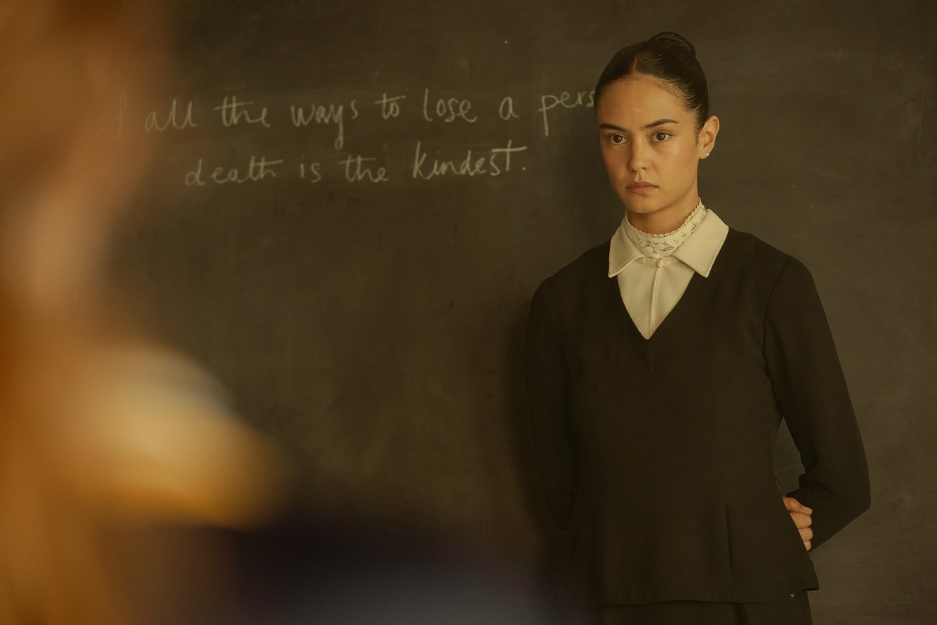 Yellowjackets - Them's the Brakes (S03E03) (2025) | ČSFD.cz