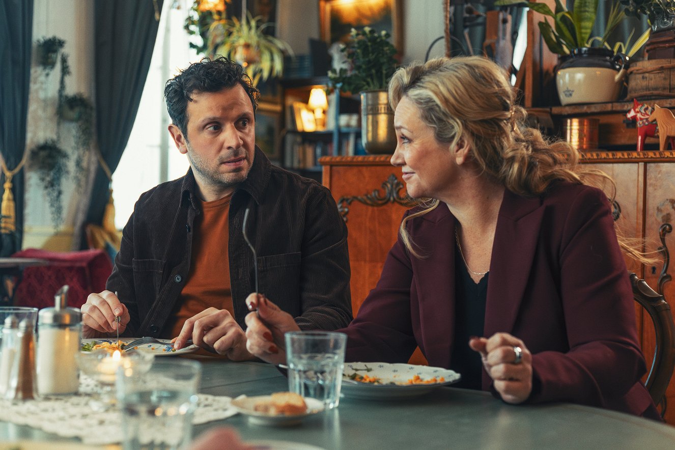 Parterapi i Gagnef - Episode 4 (E04) (2025) | ČSFD.cz