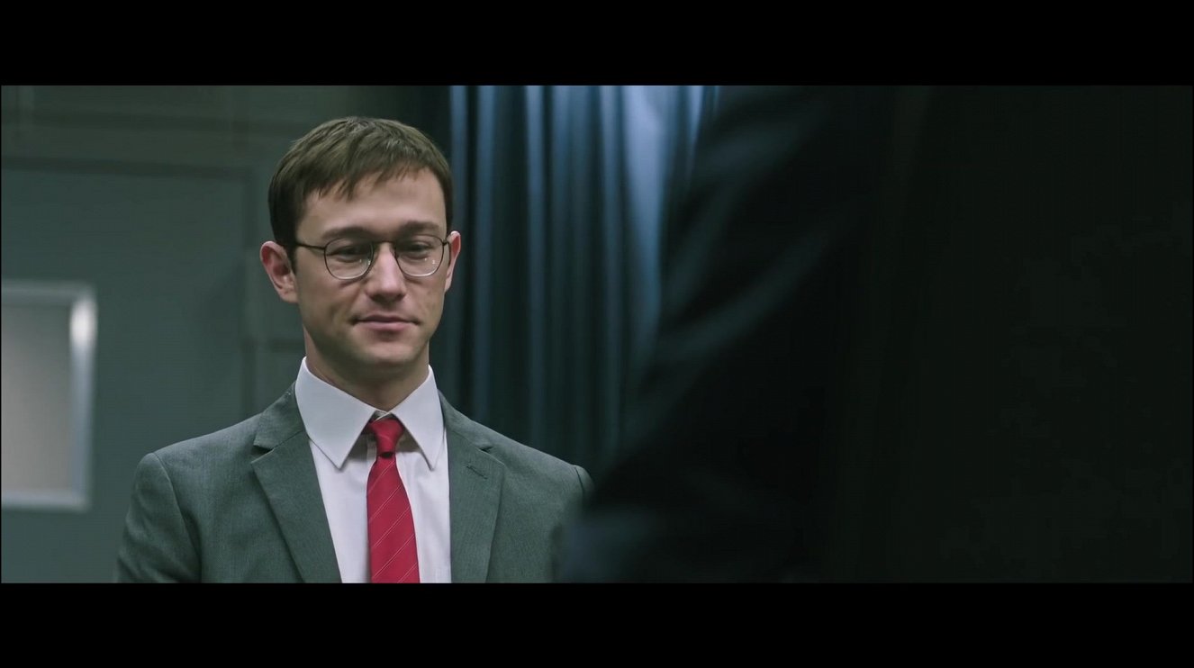 Snowden (2016) | ČSFD.cz
