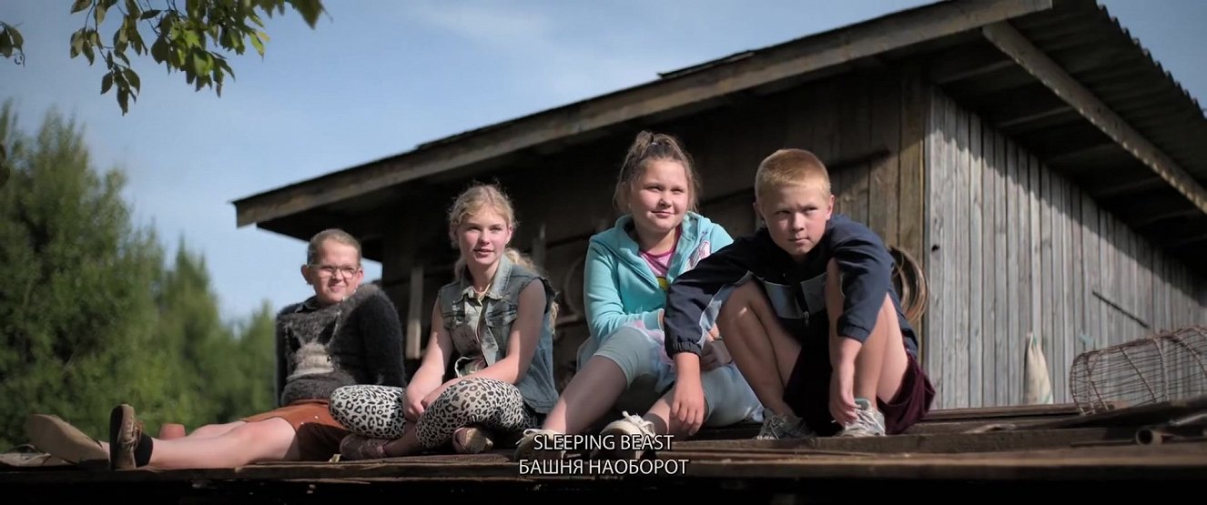 Obrácená věž (2022) | ČSFD.cz