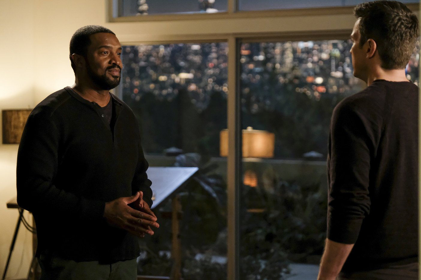 Roger Cross | Galerie - Z filmu | ČSFD.cz