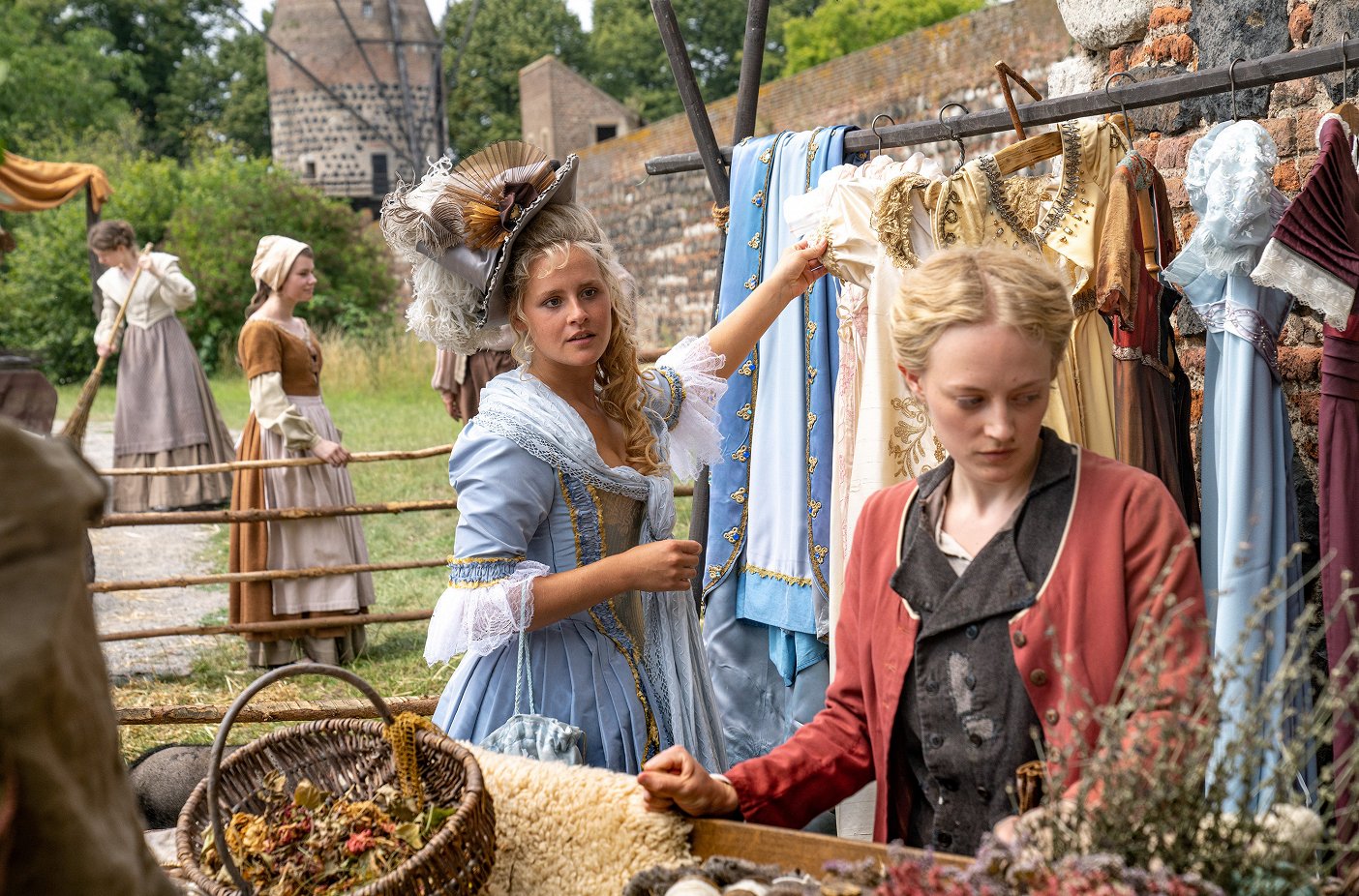 Lucie Hollmann | Galerie - Z filmu | ČSFD.cz