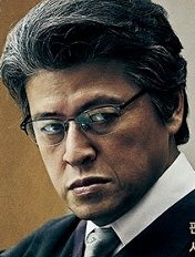 The Crowned Clown - Episode 5 (E05) (2019) | ČSFD.cz