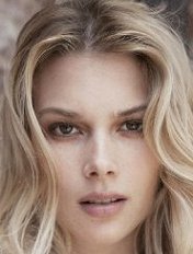 Stitchers - I See You (S01E04) (2015) | Creators | ČSFD.cz