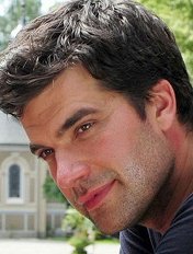 Sila lásky - Doris setzt André unter Druck (S07E54) (2011) | ČSFD.cz