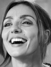 Fading Gigolo - Chapter 5: Eva (S01E05) (2023) | ČSFD.cz