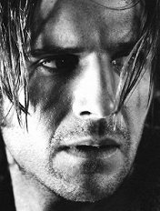 Joey Breaker (1993) | ČSFD.sk