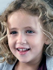 Sydney to the Max - Cool Intentions (S03E12) (2021) | ČSFD.cz