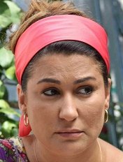 İki Aile - Episode 40 (S02E40) (2008) | ČSFD.sk