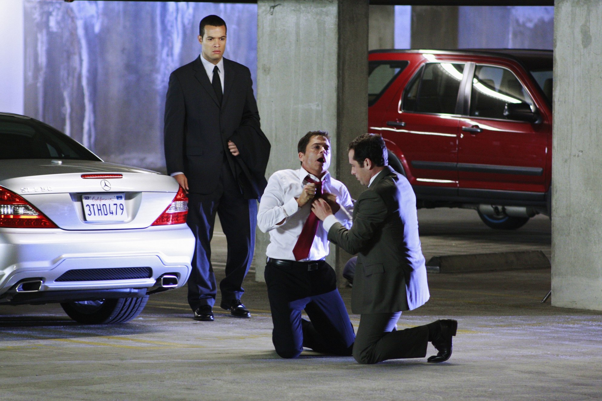 Brothers & Sisters - Troubled Waters: Part 1 (S03E16) (2009) | ČSFD.cz