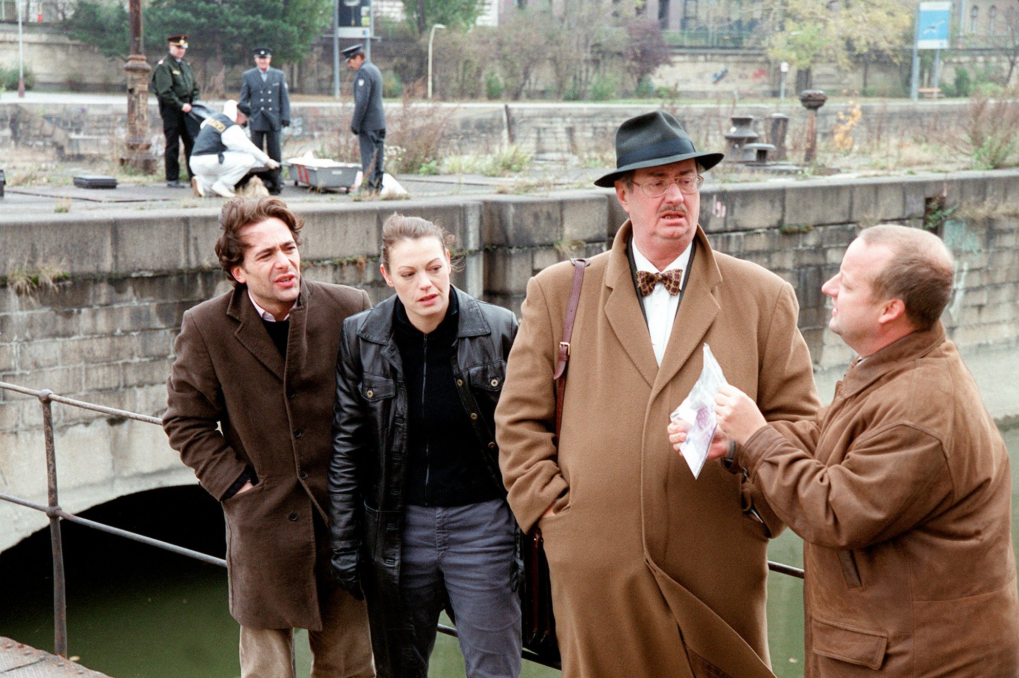 Komisař Rex - Jeden musí zemřít (S08E08) (2002) | Galerie - Z epizody ...