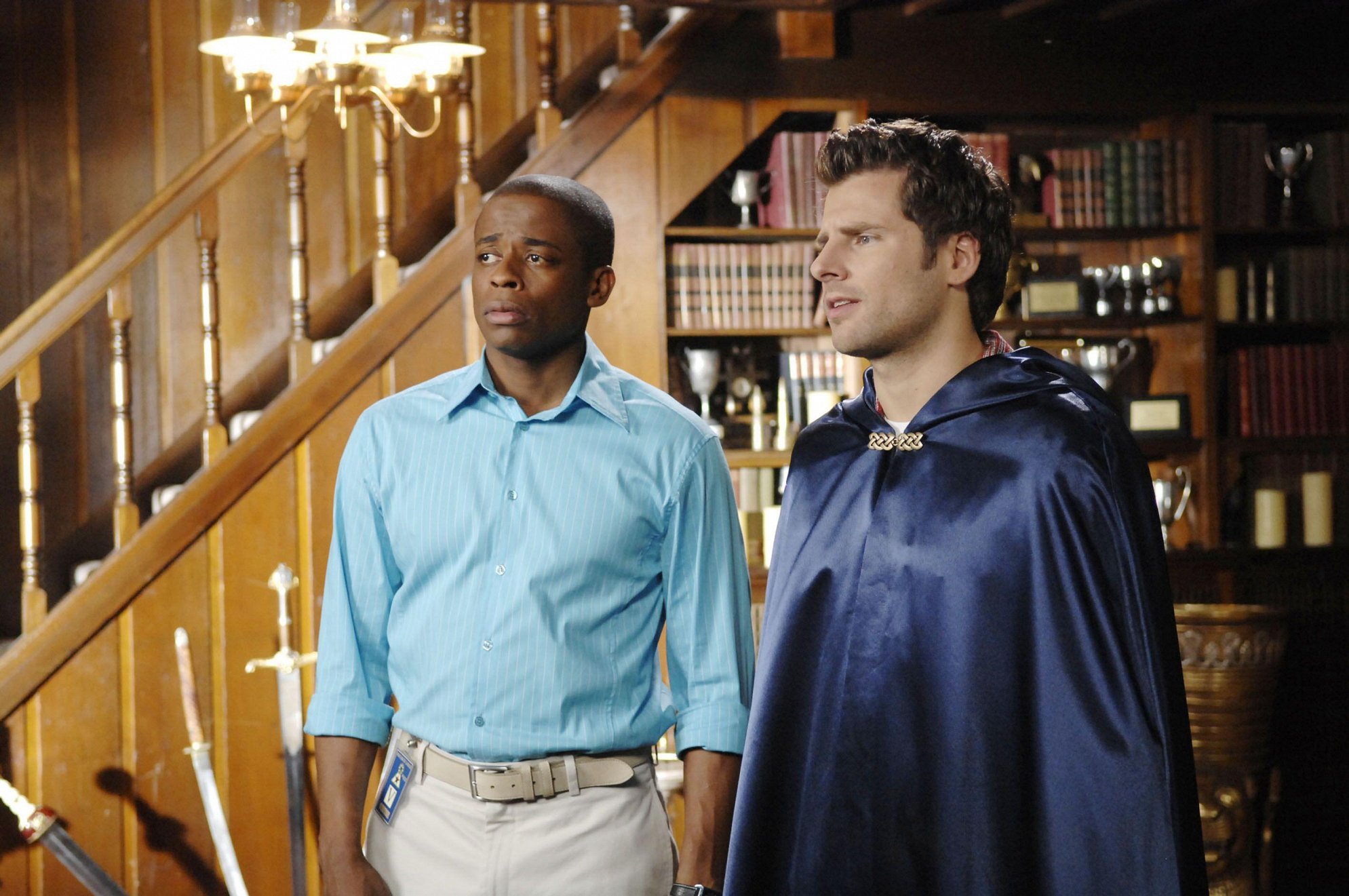 Psych, s. r. o. - Dis-Lodged (S02E14) (2008) | ČSFD.cz