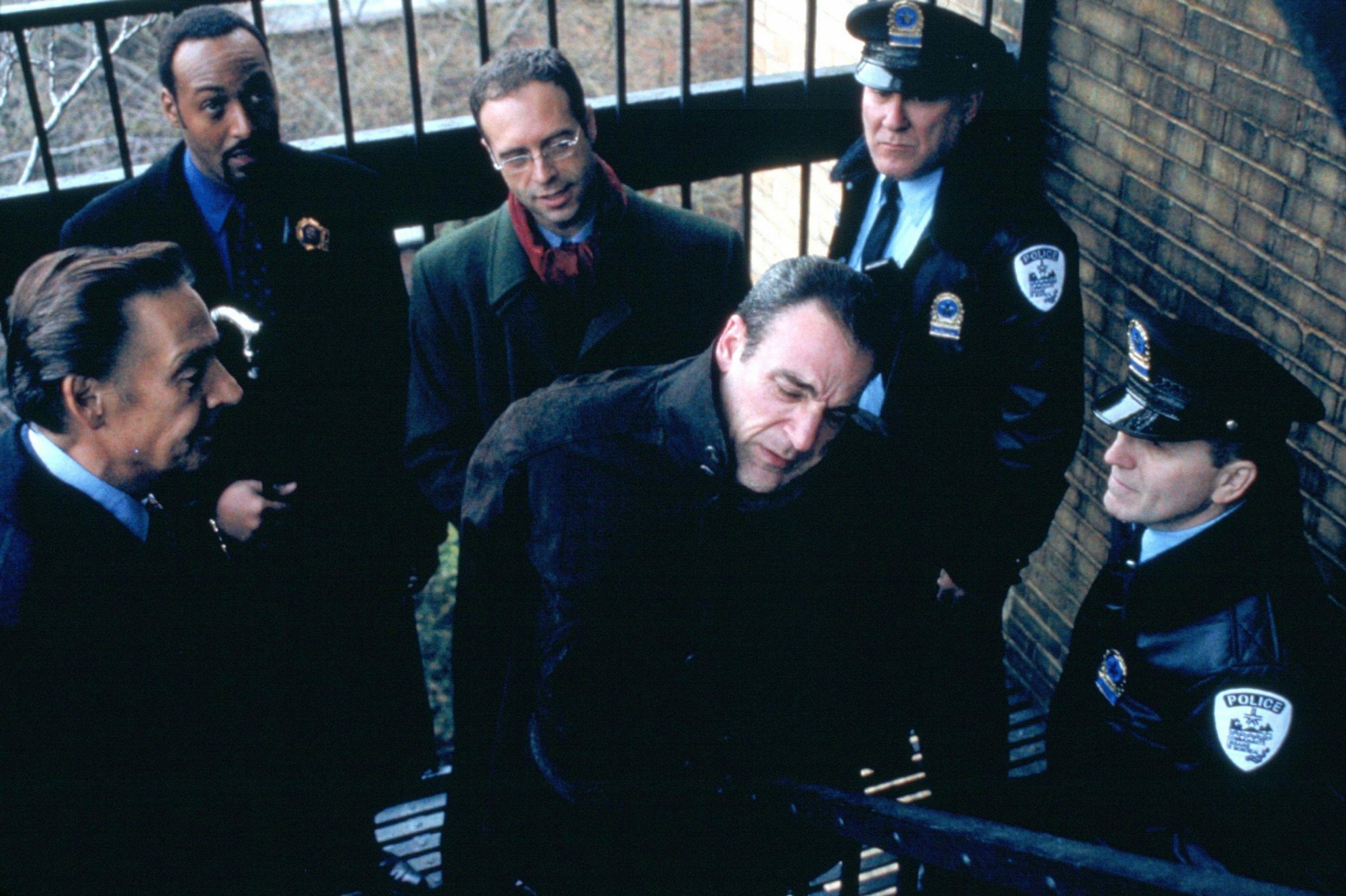 Law & Order - Absentia (S13E13) (2003) | ČSFD.cz