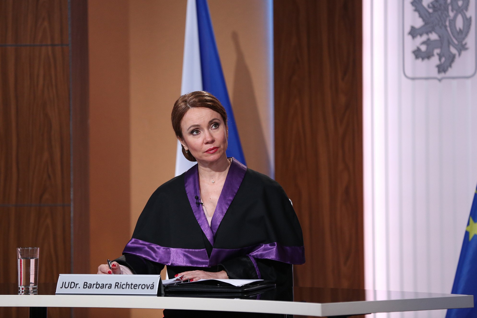 Soudkyně Barbara (2015) | ČSFD.cz