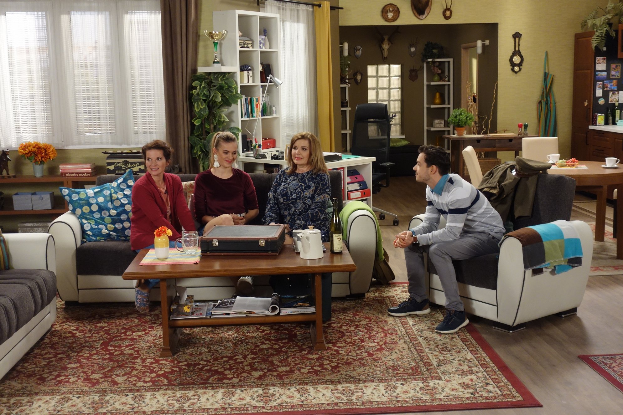 Susedia (2006) | Epizódy | ČSFD.sk