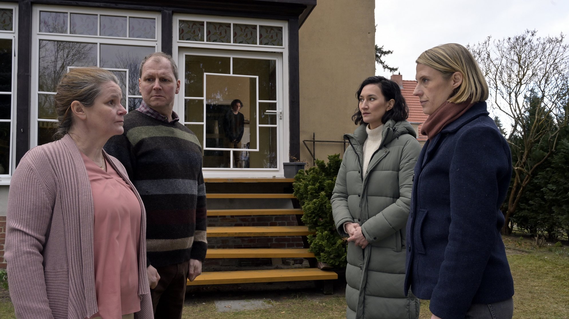 SOKO Potsdam - Fremder Vertrauter (S05E01) (2022) | ČSFD.cz