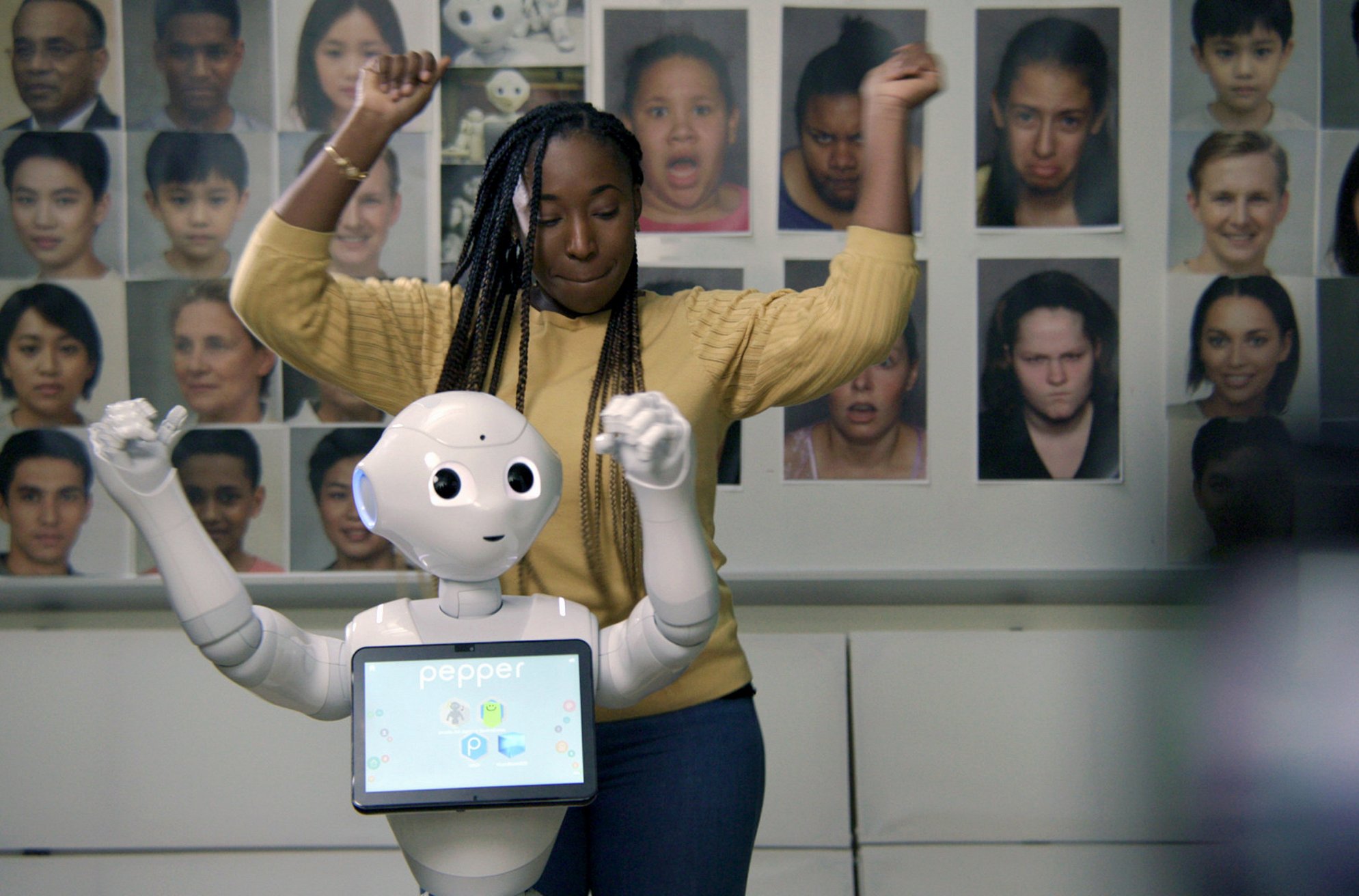 Thinking Machines: Into the Uncanny Valley (2021) | ČSFD.cz