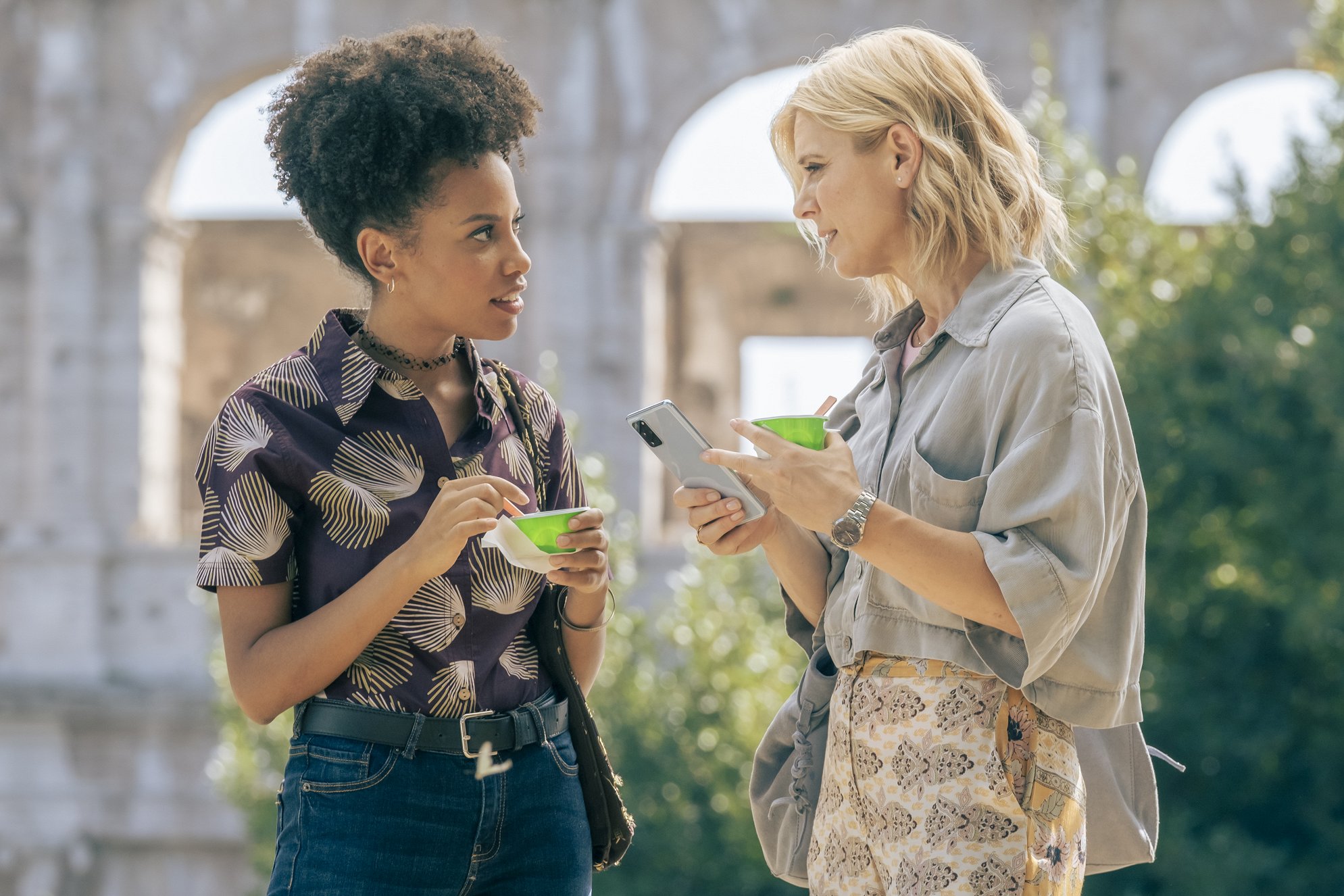 Signora Volpe (2022) | ČSFD.cz