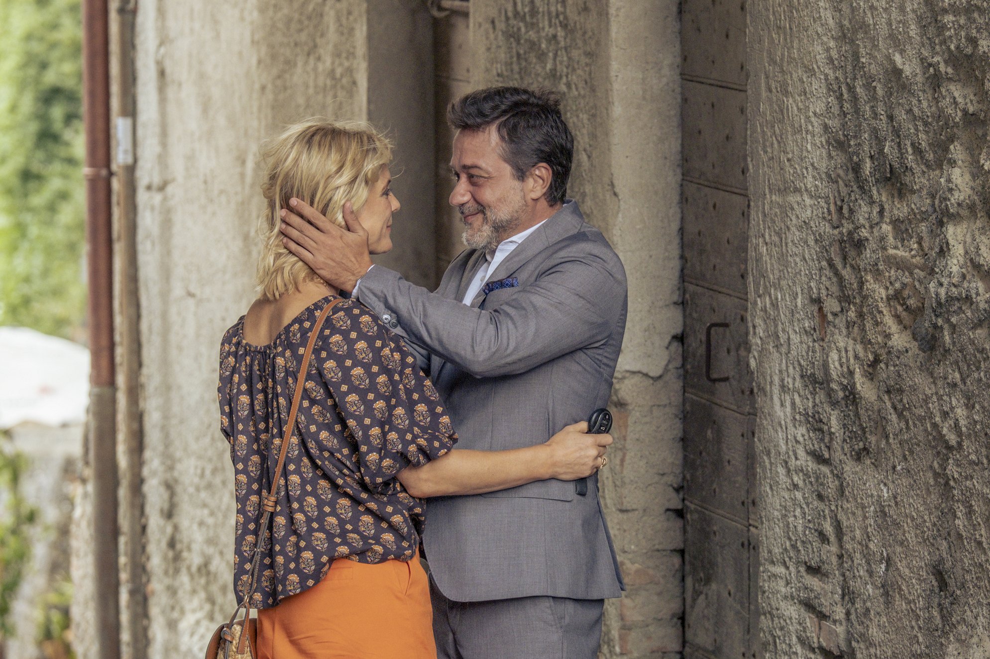 Signora Volpe (2022) | Recenze - Uživatelské | ČSFD.cz