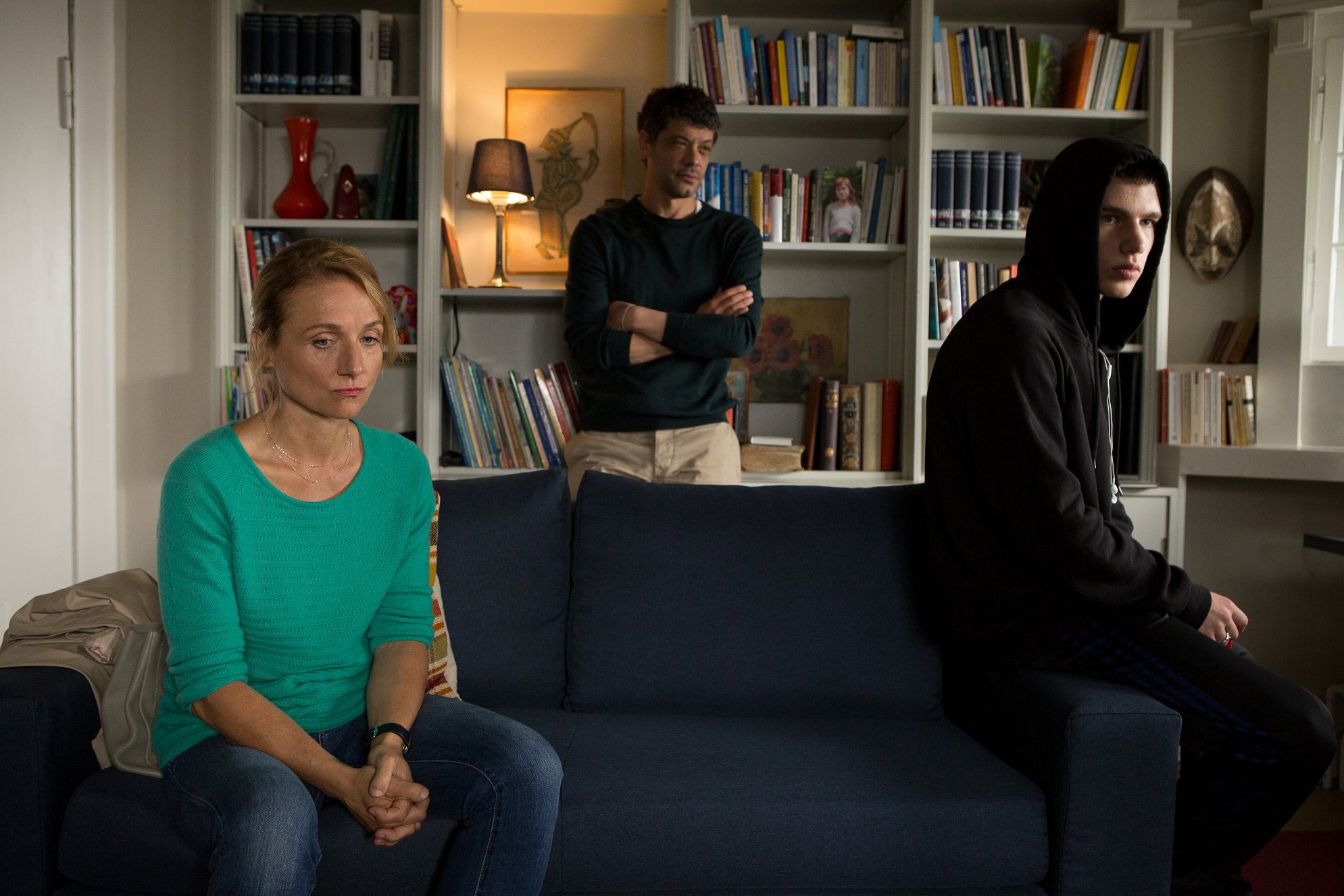 Safe (2022) | Galerie - Ze seriálu | ČSFD.cz