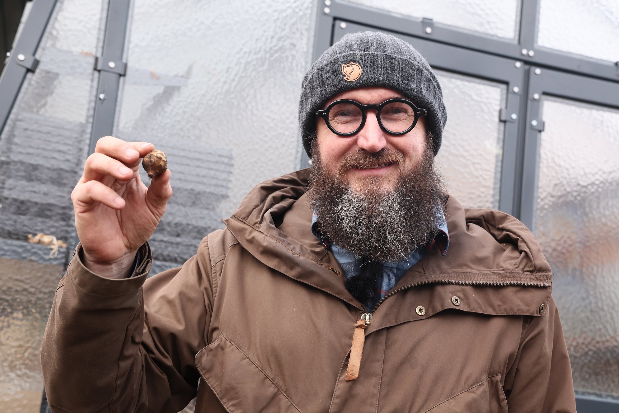 Zahradník po ruce (2024) | ČSFD.cz