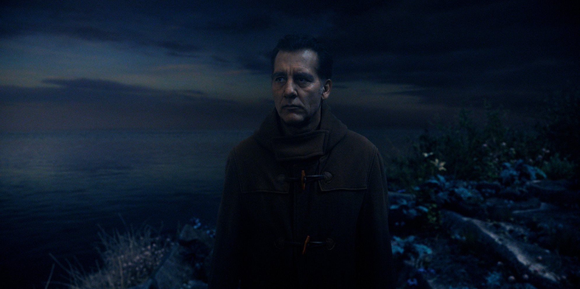 Príbeh vdovy Lisey - Nemanipulovať s otvoreným ohňom (E07) (2021) | ČSFD.sk