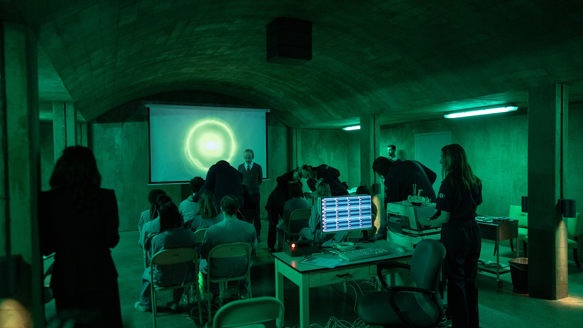 Ústav - Zadní polovina (S01E05) (2025) | ČSFD.sk