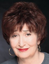 Jennifer Rhodes | Galerie - Z filmu | ČSFD.cz